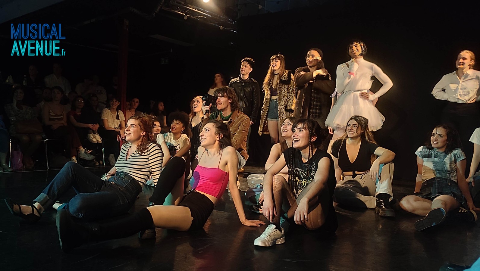 Compte-rendu : « Rent » présenté par les élèves du Cours Florent ...