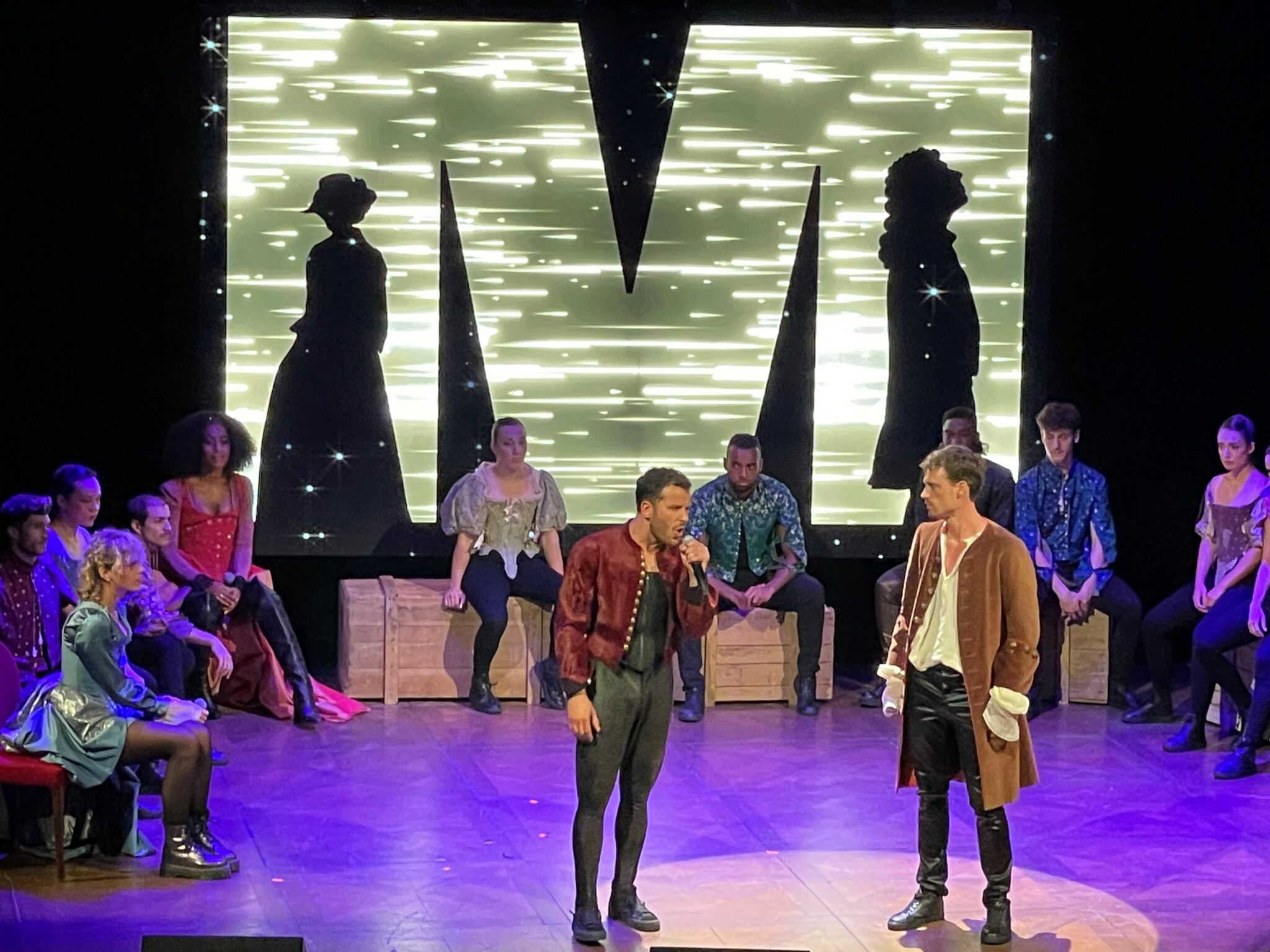 Compte-Rendu : « Molière – Le Spectacle Musical » se dévoile au Théâtre ...