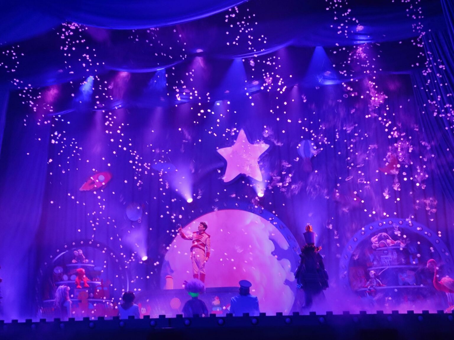 Critique : « Le Soldat Rose » au Grand Rex et en tournée dans toute la ...